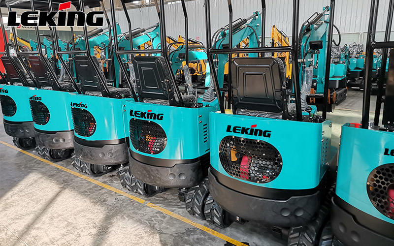 Leking Machinery 15 KV12 Mini Excavators Exported To Italy-Shandong LeKing